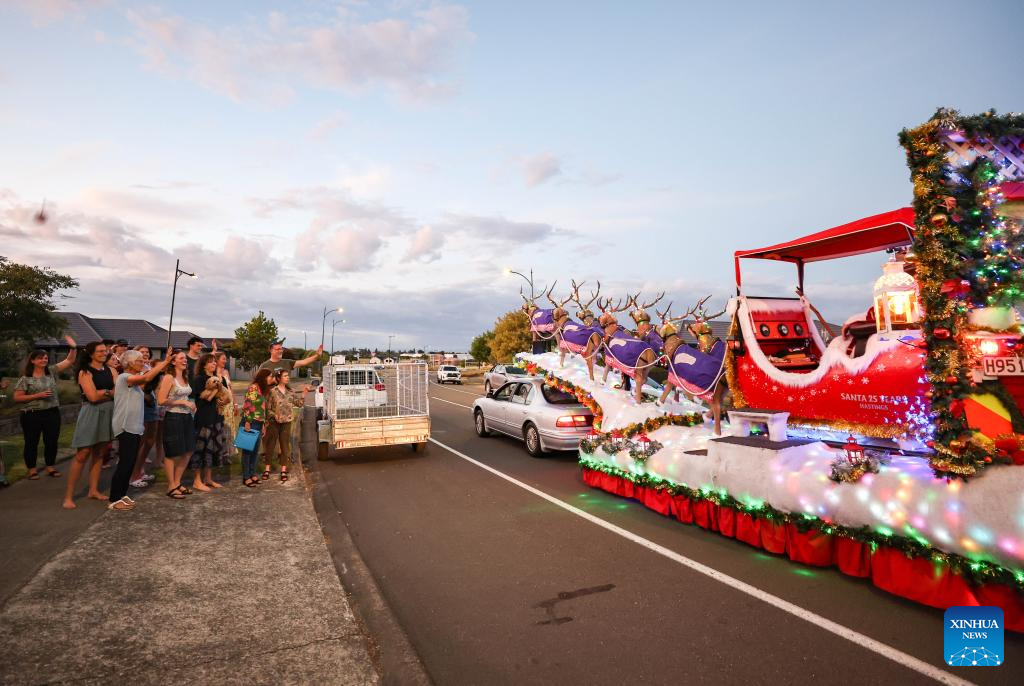 View of Christmas decorations in New Zealand-Xinhua