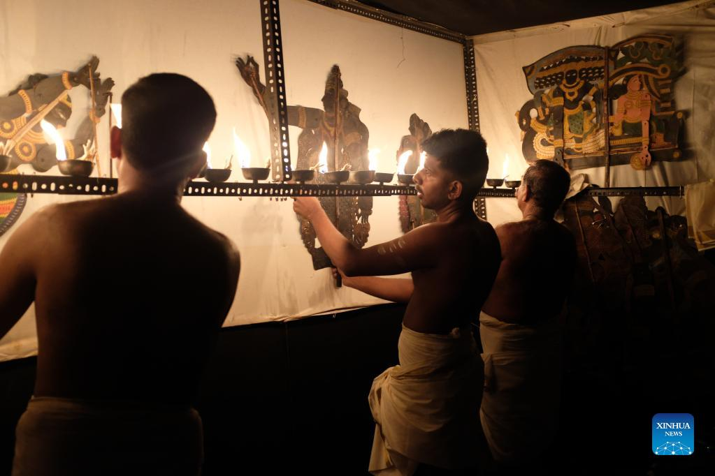 Thailand attracts visitors with shadow puppet festival-Xinhua