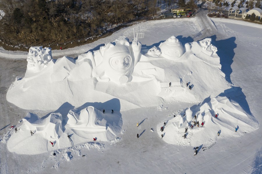 GLOBALink | Giant snow sculpture featuring Beijing Winter Olympics ...