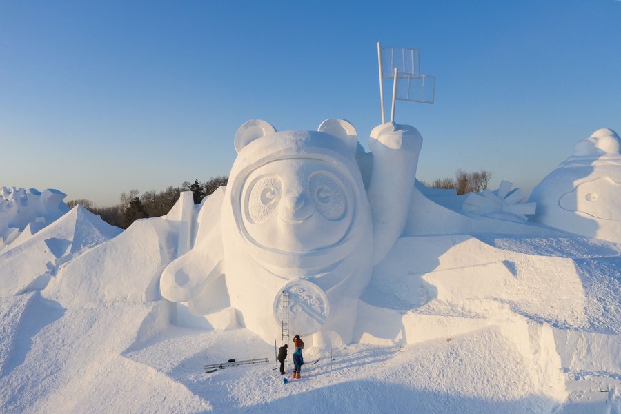 GLOBALink | Giant snow sculpture featuring Beijing Winter Olympics ...