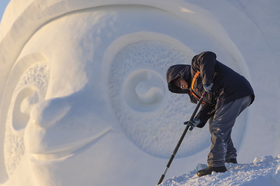 GLOBALink | Giant snow sculpture featuring Beijing Winter Olympics ...