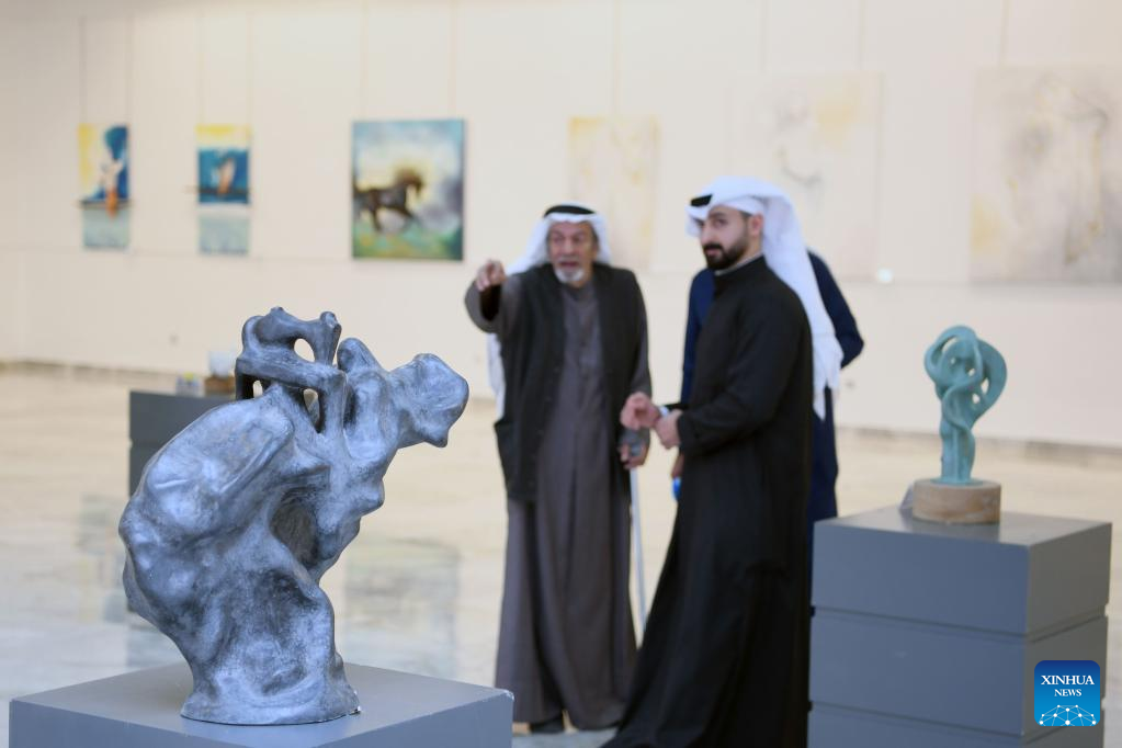 Visual art exhibition opens in Kuwait-Xinhua