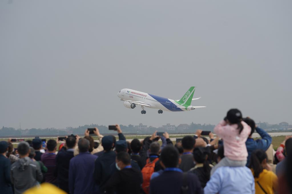 In-flight Wi-Fi available in over 840 Chinese civil aircraft: CAAC-Xinhua