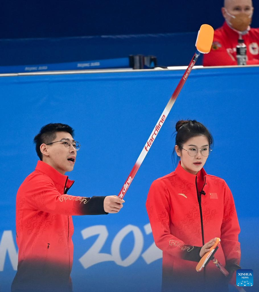 Beijing 2022 curling mixed doubles round: China vs. Canada-Xinhua