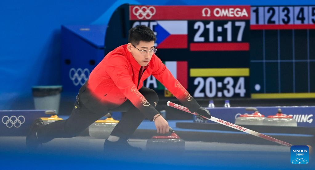 Beijing 2022 curling mixed doubles round: China vs. Canada-Xinhua
