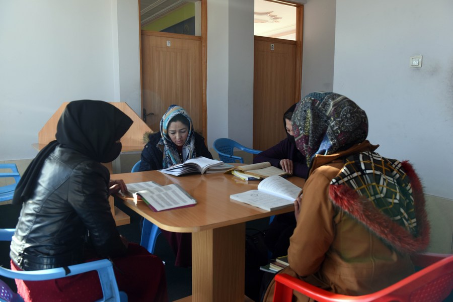 Afghan library holds competition to promote book reading-Xinhua