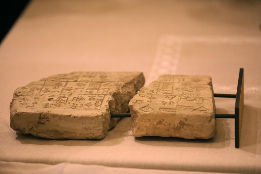 Lebanon returns 337 ancient artifacts to Iraq-Xinhua