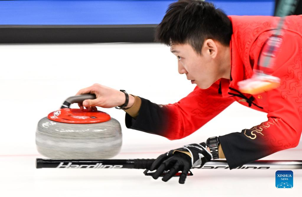Defending champ U.S. beats China in Olympic men's team curling-Xinhua