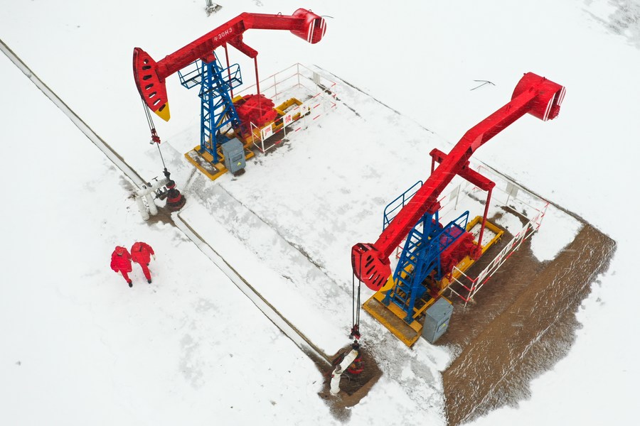 China's largest oil-and-gas field reports record-high winter heating ...