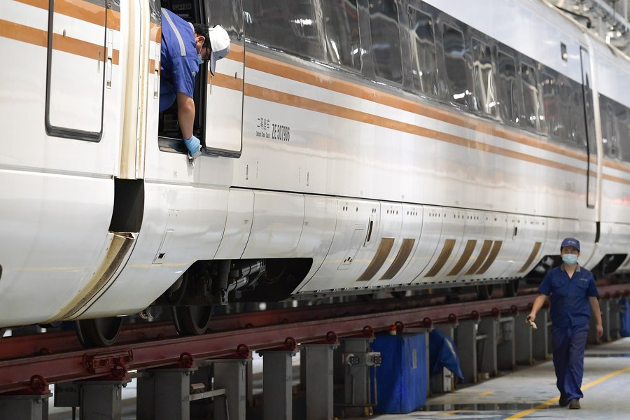 InPics: Train depot guarantees stable rail operation in Shanghai-Xinhua