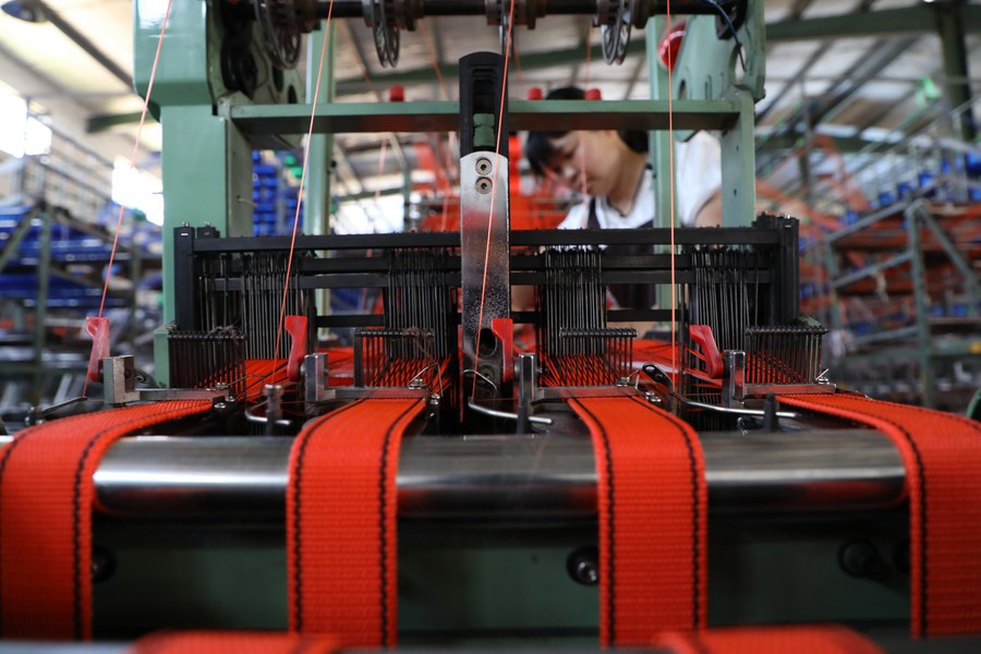 China's industrial output picks up 0.7 pct in May-Xinhua