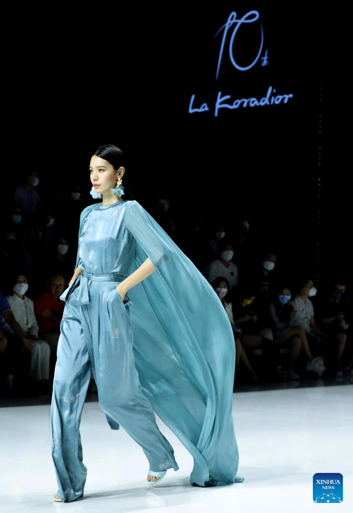 China Fashion Week S/S 2023 concludes in Beijing_Focus News