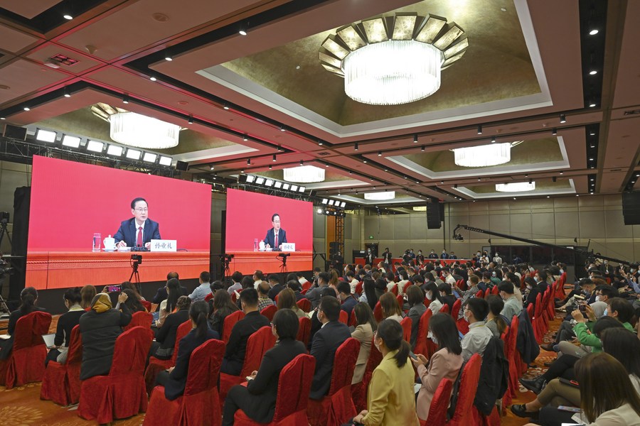 20th CPC National Congress spokesperson holds press conference