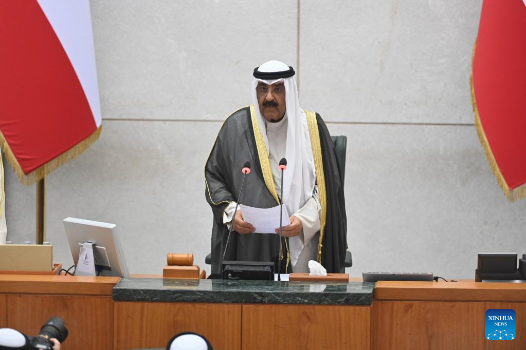 Kuwaiti Crown Prince attends first session of 17th legislative term of ...