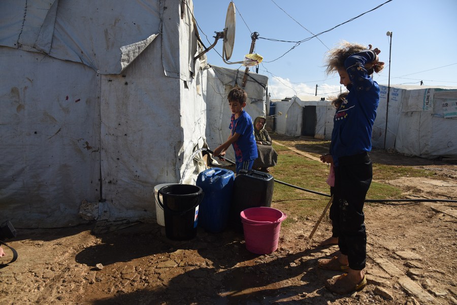 Fear grips Syrian refugees in Lebanon's camps as cholera spreads-Xinhua