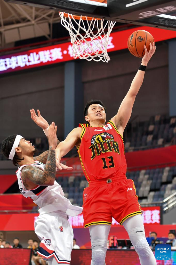 CBA league: Jilin Northeast Tigers vs. Guangzhou Loong Lions-Xinhua