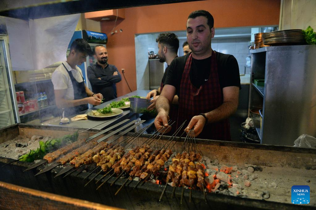 Feature: Kebab becomes luxury for many Turks amid rising inflation ...