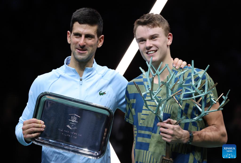 Highlights of men's singles final at Rolex Paris Masters tennis ...