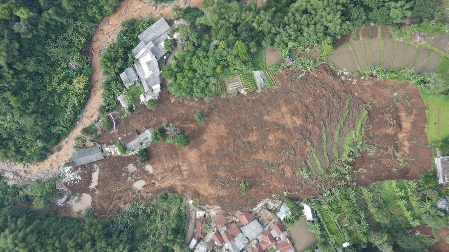 Intense search, rescue efforts underway after powerful quake rocks west ...