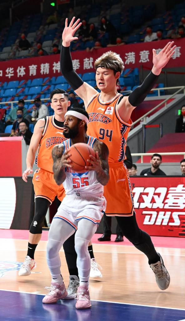 Wang, Jones named CBA Players of the Month-Xinhua