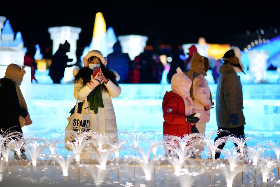 Ice-and-snow activities light up Harbin-Xinhua