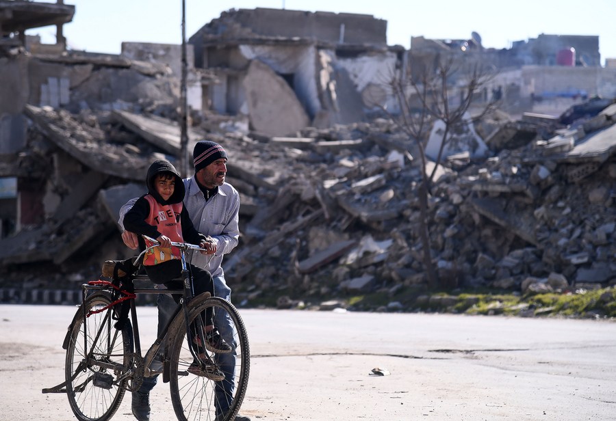 Syria's less fortunate take refuge in public parks after earthquakes-Xinhua