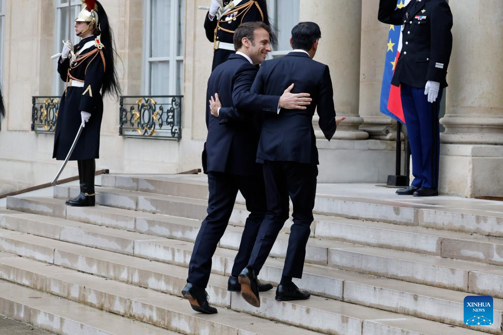 France, Britain attempt to mend relations at bilateral summit-Xinhua