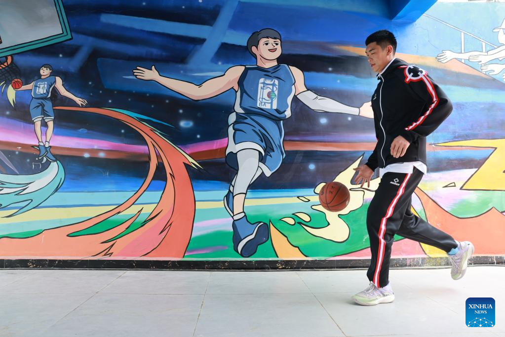 Guizhou's rural basketball games see great enthusiasm-Xinhua