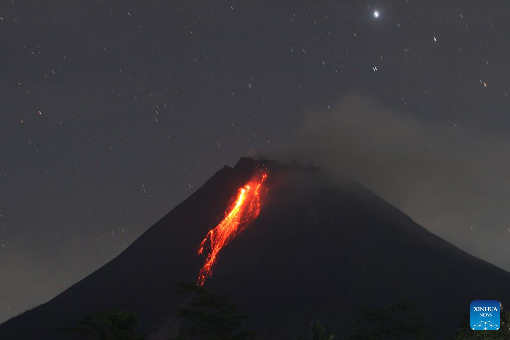 Mount Merapi volcano erupts in Indonesia-Xinhua