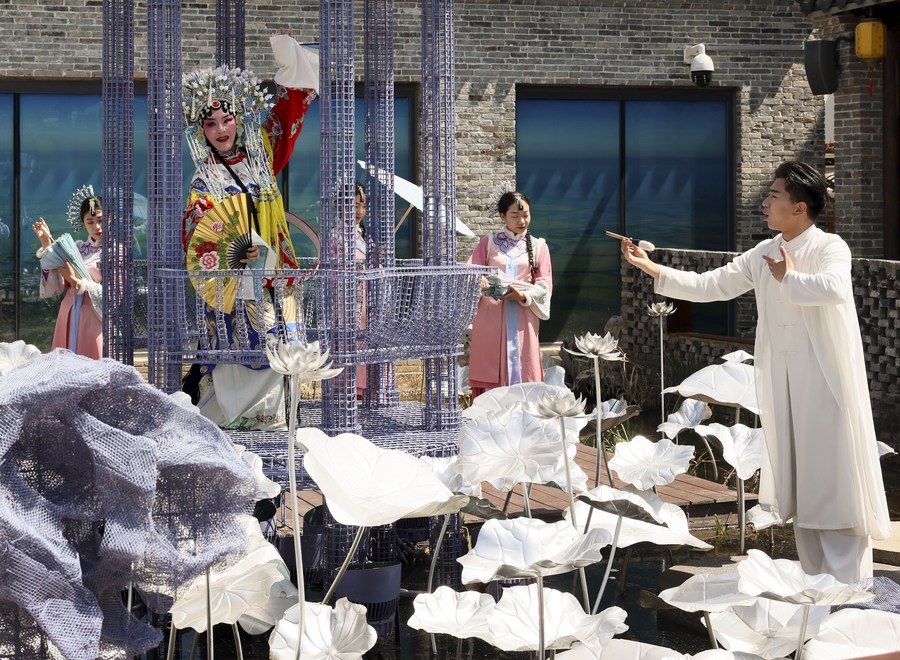 Xinhua Photo Daily | April 3, 2023-Xinhua