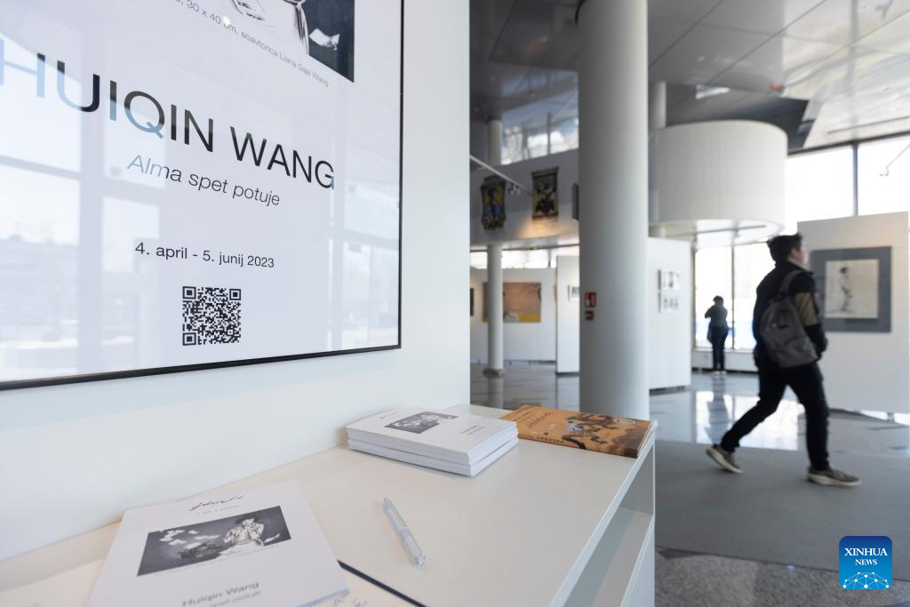 Chinese artist exhibits paintings in honor of Slovenian writer-Xinhua