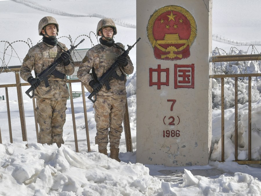 Border defense soldiers pass on glorious history on the Pamirs in NW ...