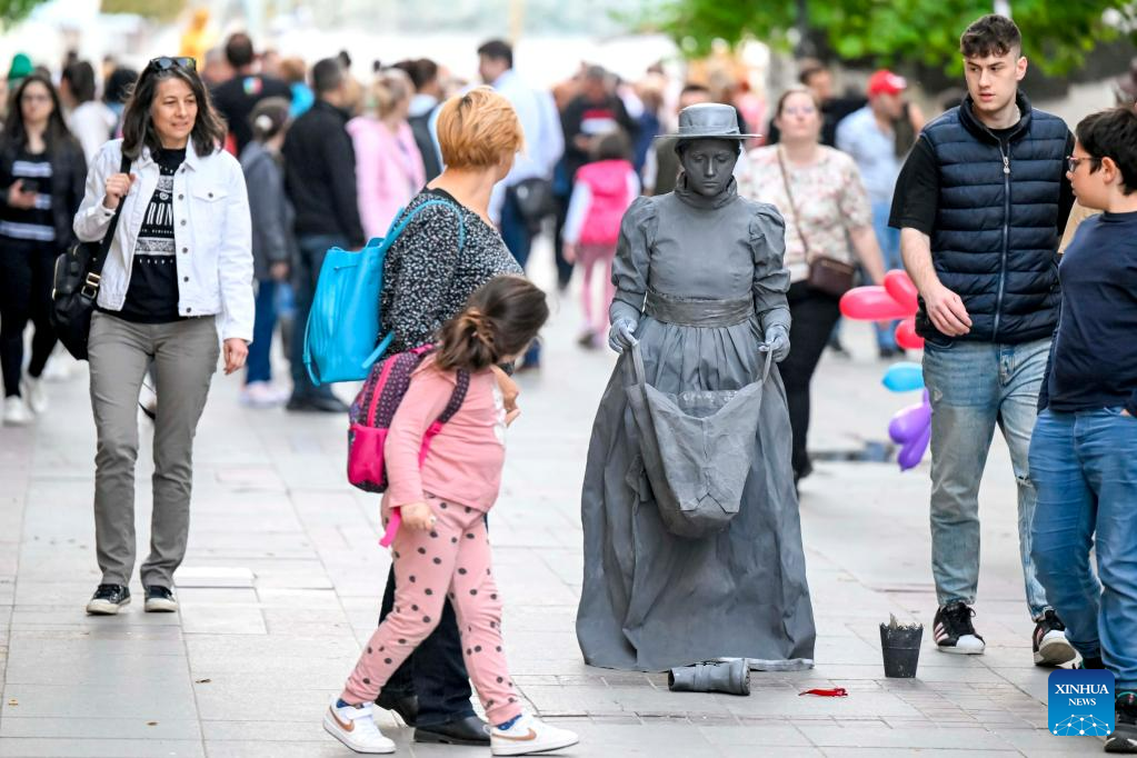 Festival of living street statues held in Macedonia-Xinhua