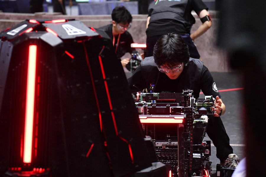 RoboMaster 2023 University Championship Regional Competition (South China) concluded in Changsha ...