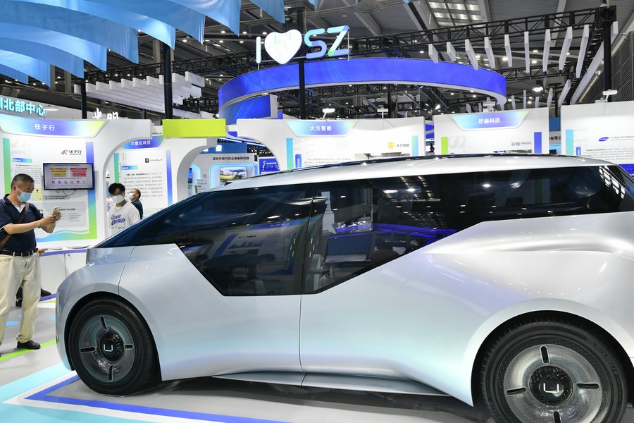 China to unveil standards for intelligent connected vehicles-Xinhua