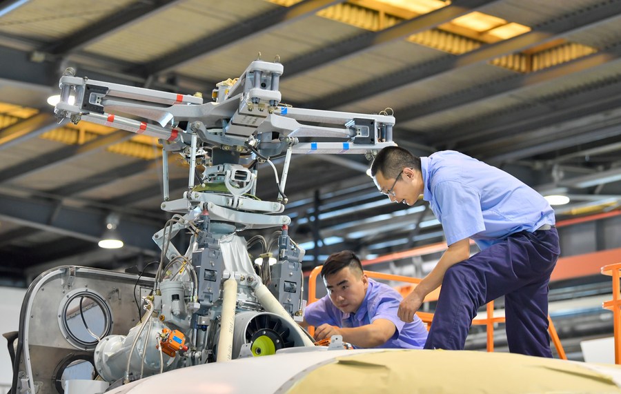 EconomyInFocus | Busy helicopter production line in Tianjin shows ...
