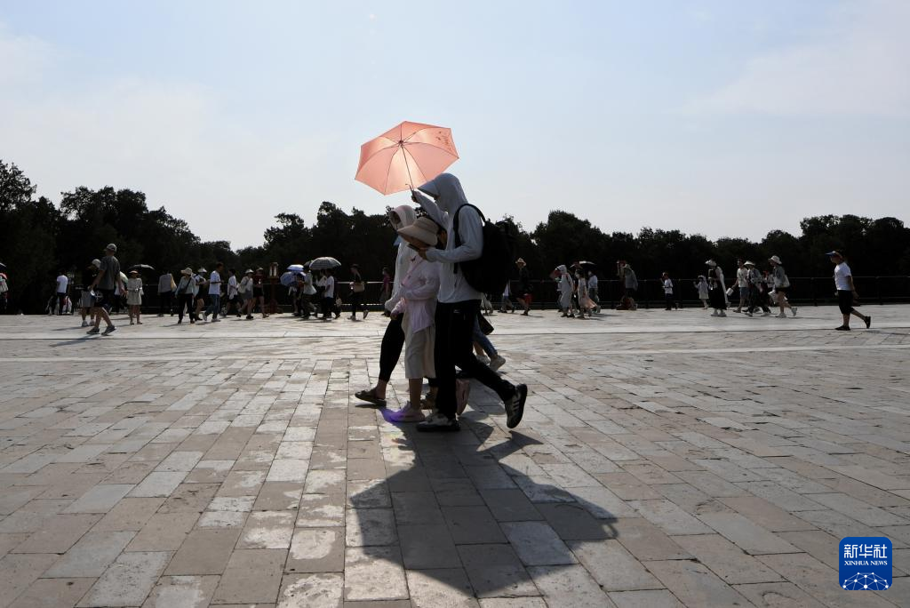 Beijing issues red alert for high temperatures-Xinhua