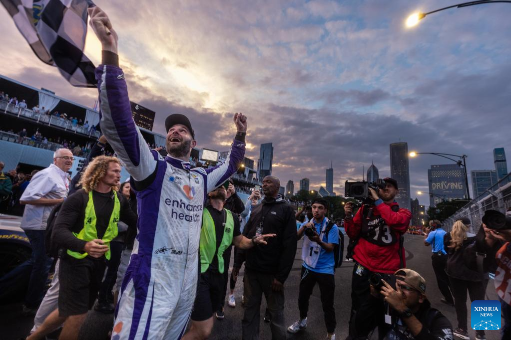 Highlights of NASCAR Chicago Street Race-Xinhua