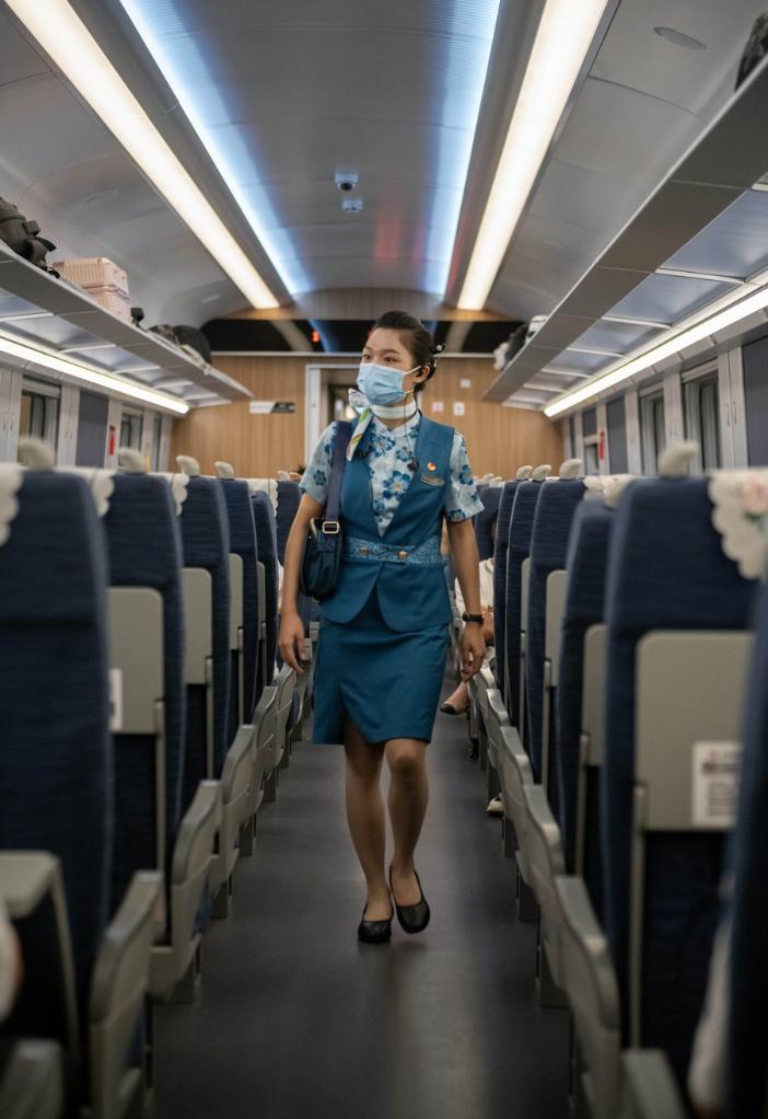 GLOBALink | The work and life of a train attendant on the China-Laos ...