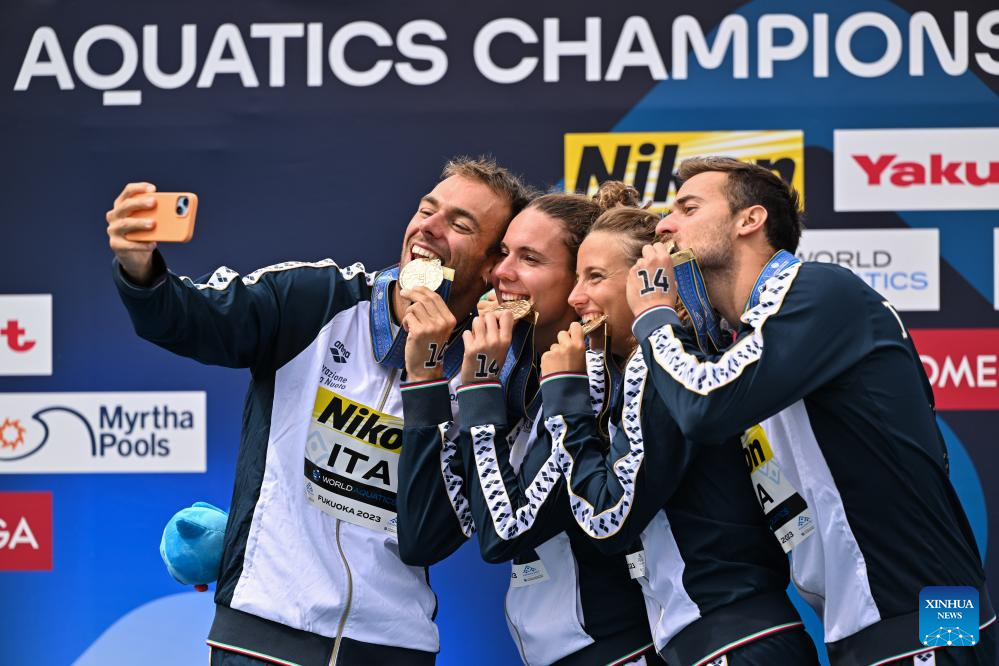 Italy win mixed open water relay gold at swimming worlds-Xinhua
