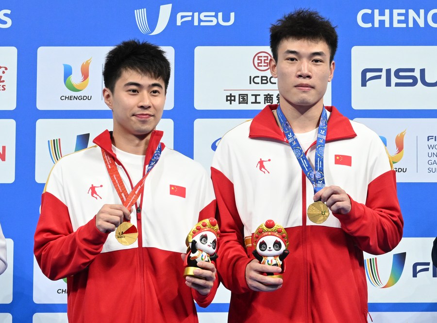 Chengdu Universiade | Chinese divers Huang/Liang win men's synchro 3m ...