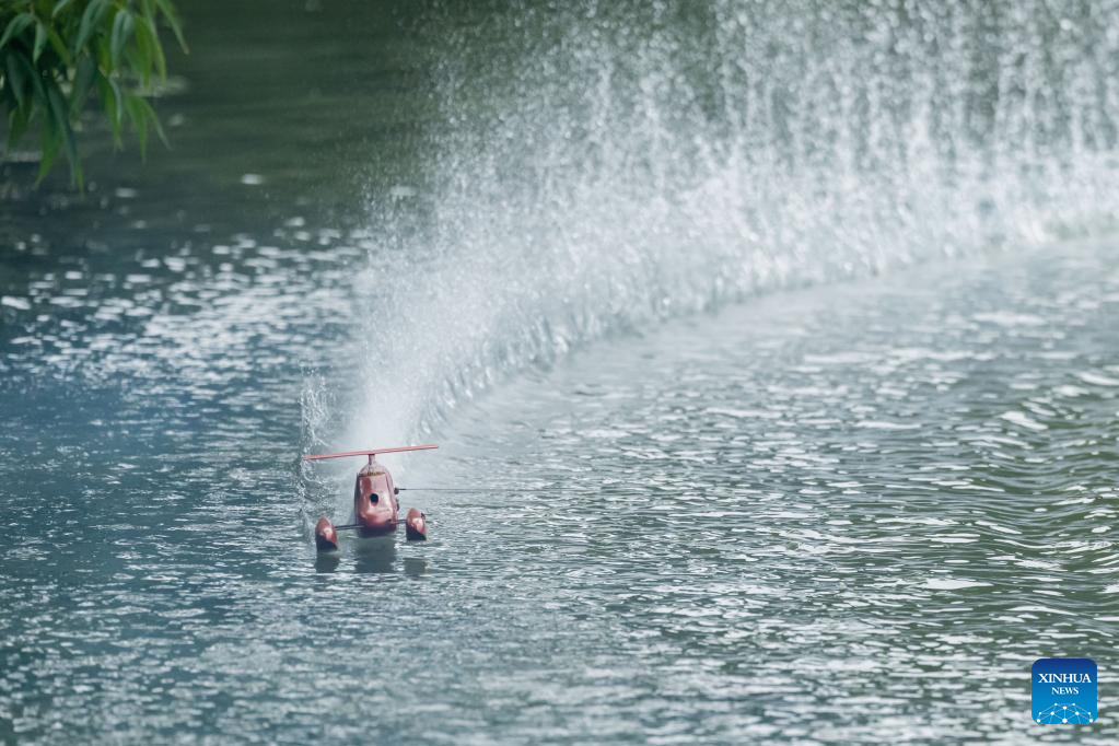 International ship-modeling race held in Vladivostok, Russia-Xinhua