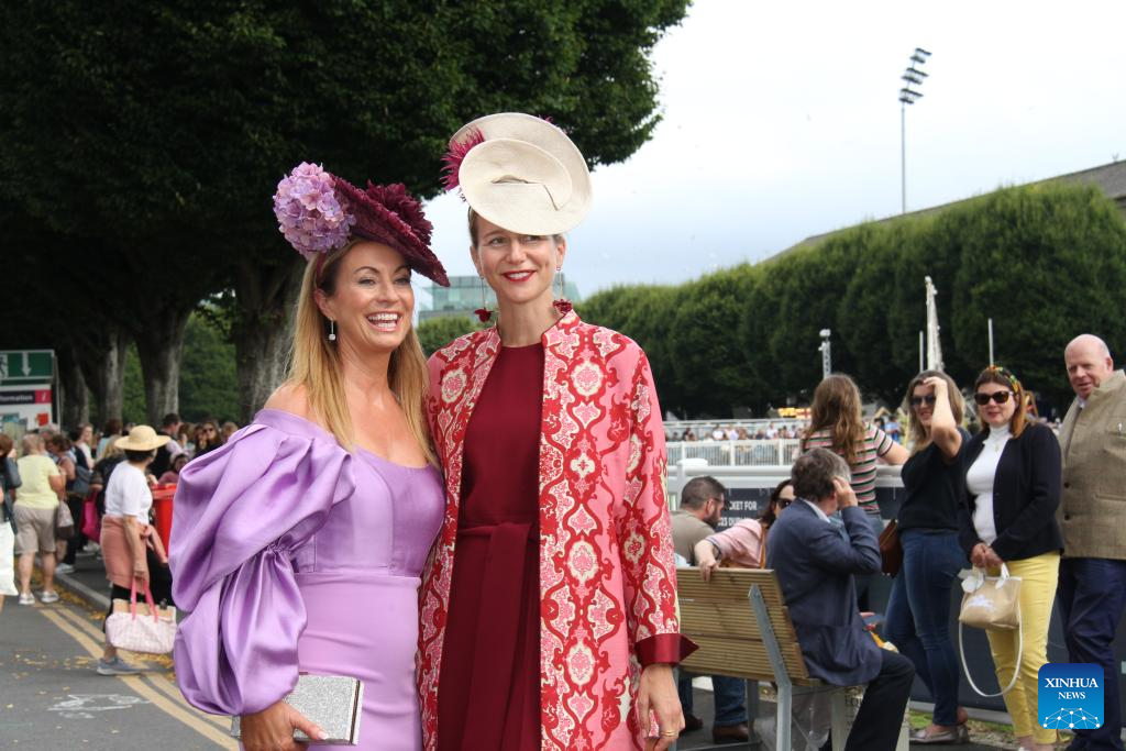 Century-old horse show opens in Dublin-Xinhua