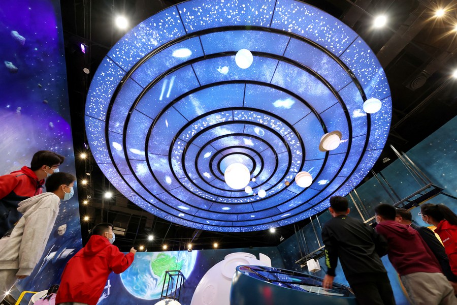 More Chinese academicians to participate in science popularization -Xinhua