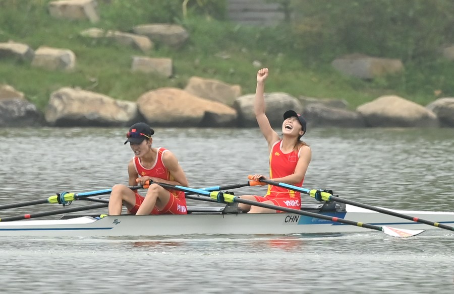 Feature: How two rural girls become Asian Games rowing champions-Xinhua