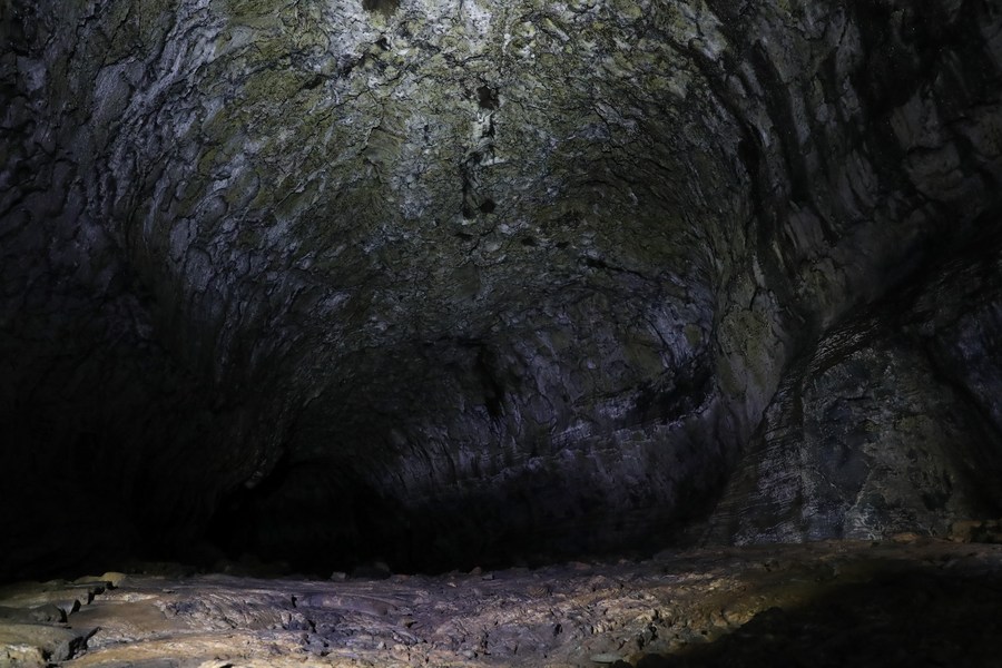 Chinese researchers explore building underground Moon shelter-Xinhua