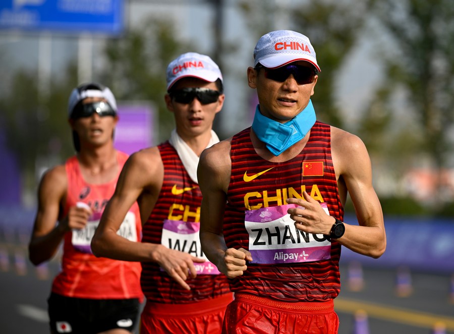 InPics: China dominate men's, women's 20km race walk at Hangzhou Asiad ...