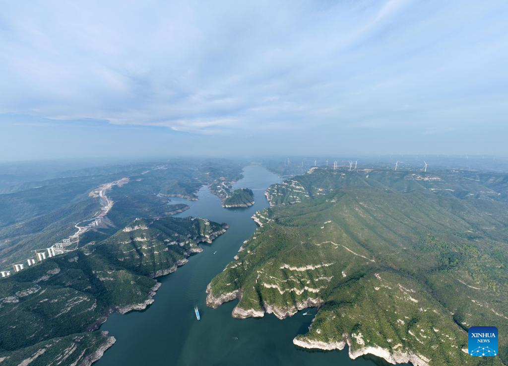 Scenery of canyon on Yellow River in Henan-Xinhua