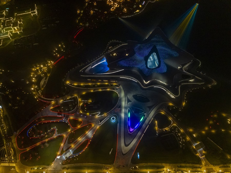 Sci-fi fans from around the world gather at Chengdu WorldCon -Xinhua