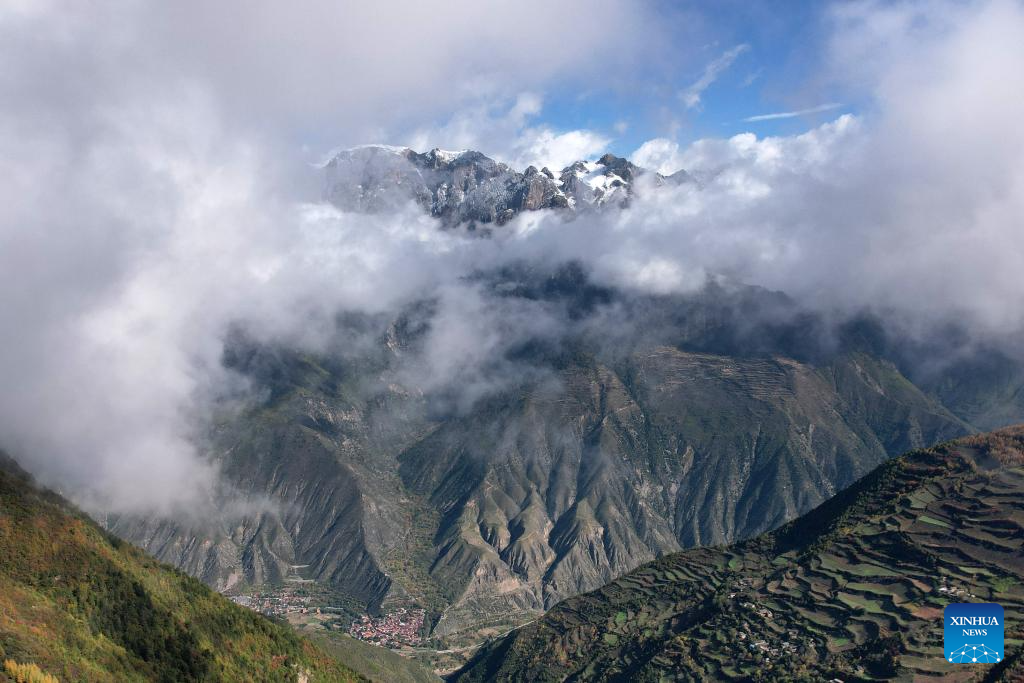 Autumn scenery in Zhouqu County, NW China's Gansu-Xinhua